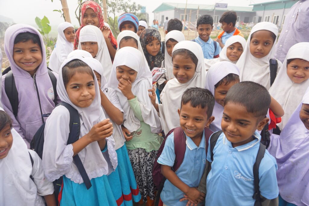 The Power of Sadaqah: 7 Benefits of Giving Sadaqah | BASMAH